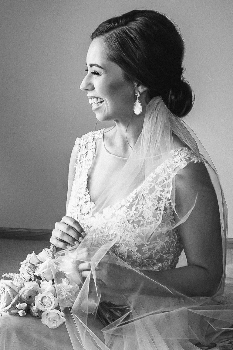 Wedding at Our Saviors Lutheran Hillsboro - Luke Ressler & Elli Lemm