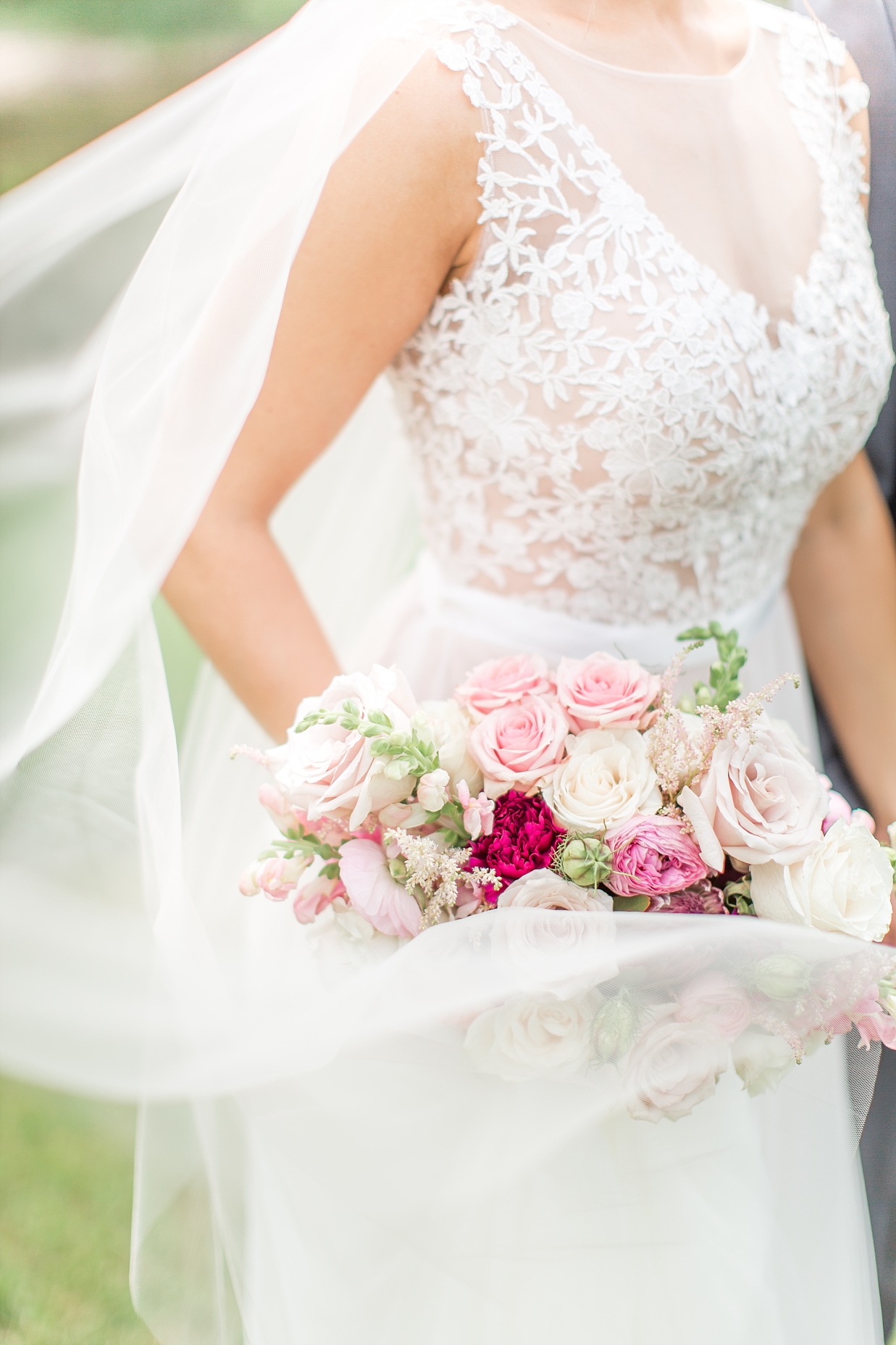 Wedding at Our Saviors Lutheran Hillsboro - Luke Ressler & Elli Lemm