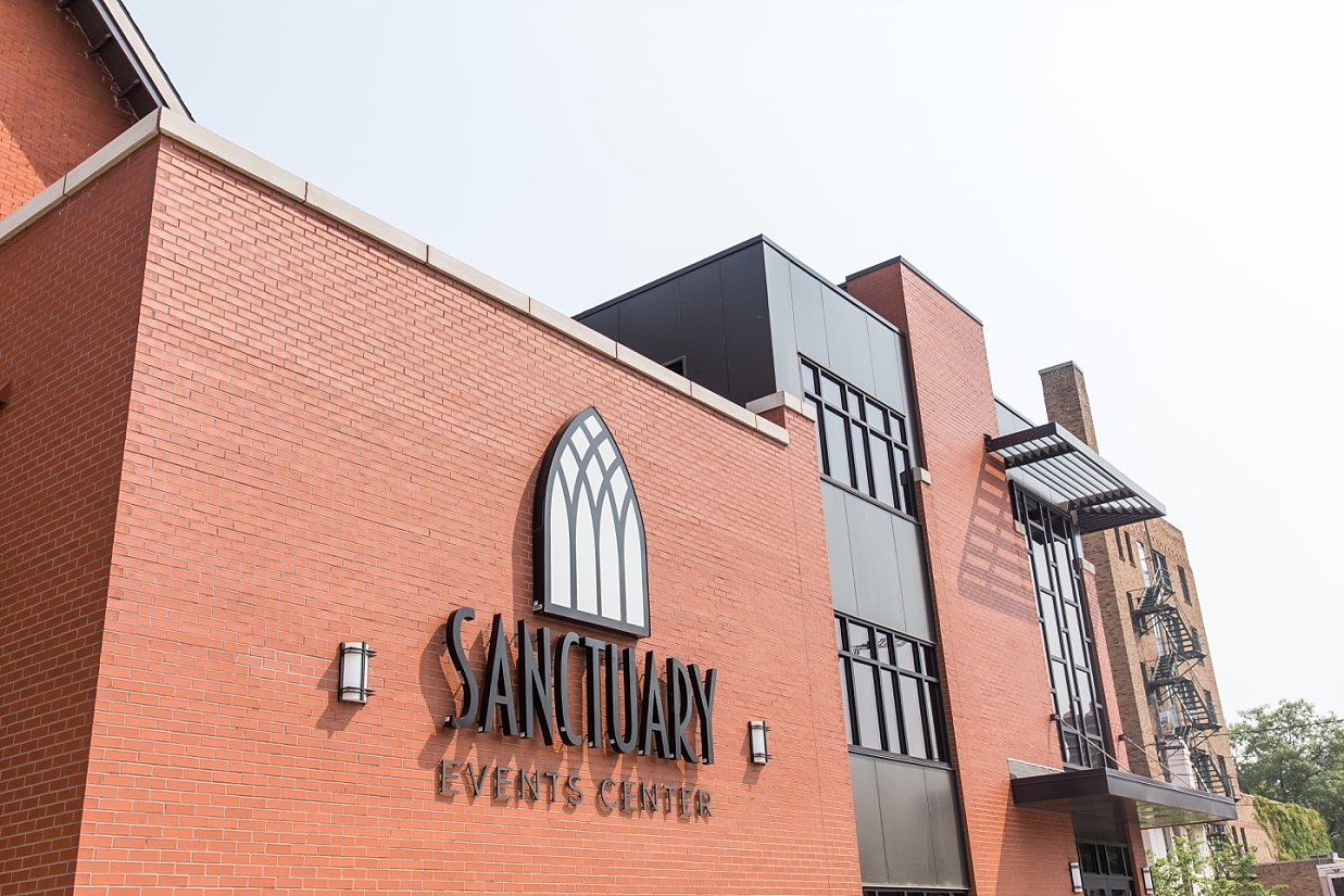 Vintage Gatsby Inspired Wedding Sanctuary Events Center Fargo