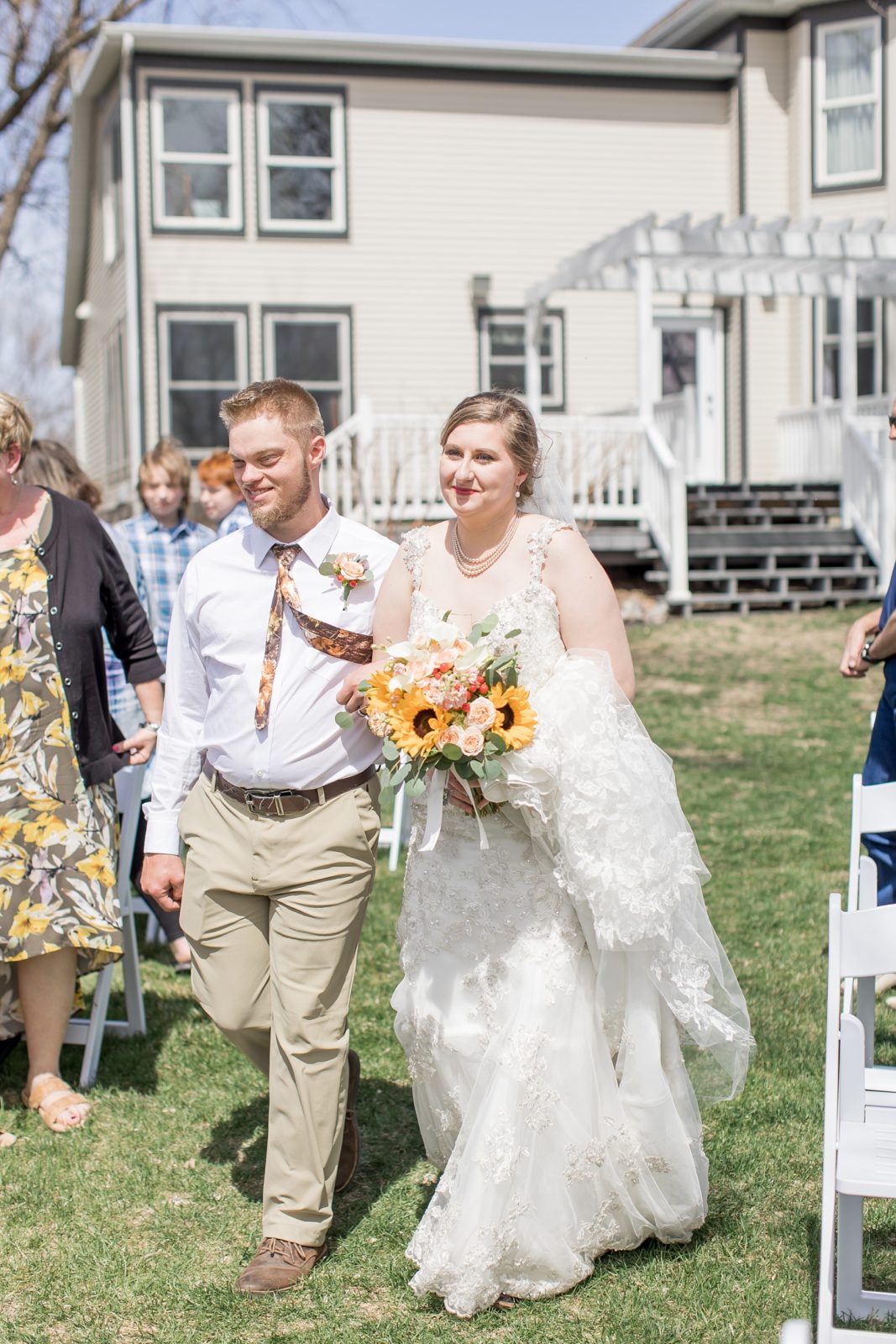 Rustic Oaks Moorhead MN Wedding Abby Anderson Photographer