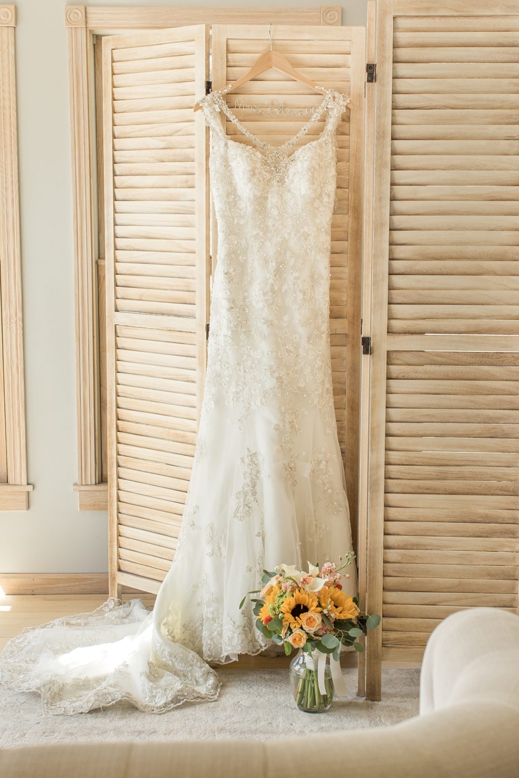 Rustic Oaks Moorhead MN Wedding Abby Anderson Photographer