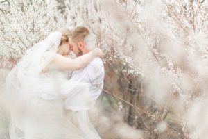 Rustic Oaks Moorhead MN Wedding Abby Anderson Photographer